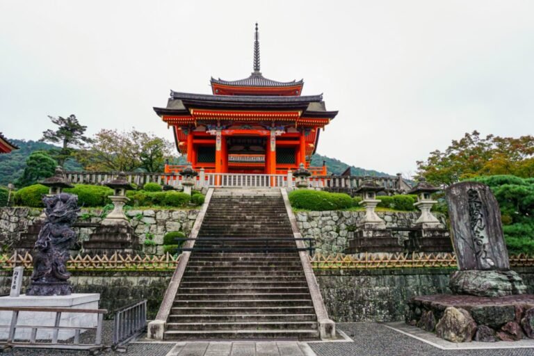 Top 10 Famous Japanese Temples To Visit - Why So Japan